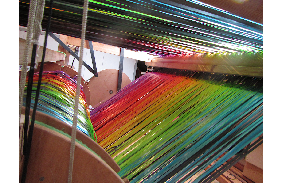 Gift ribbon weaving photos