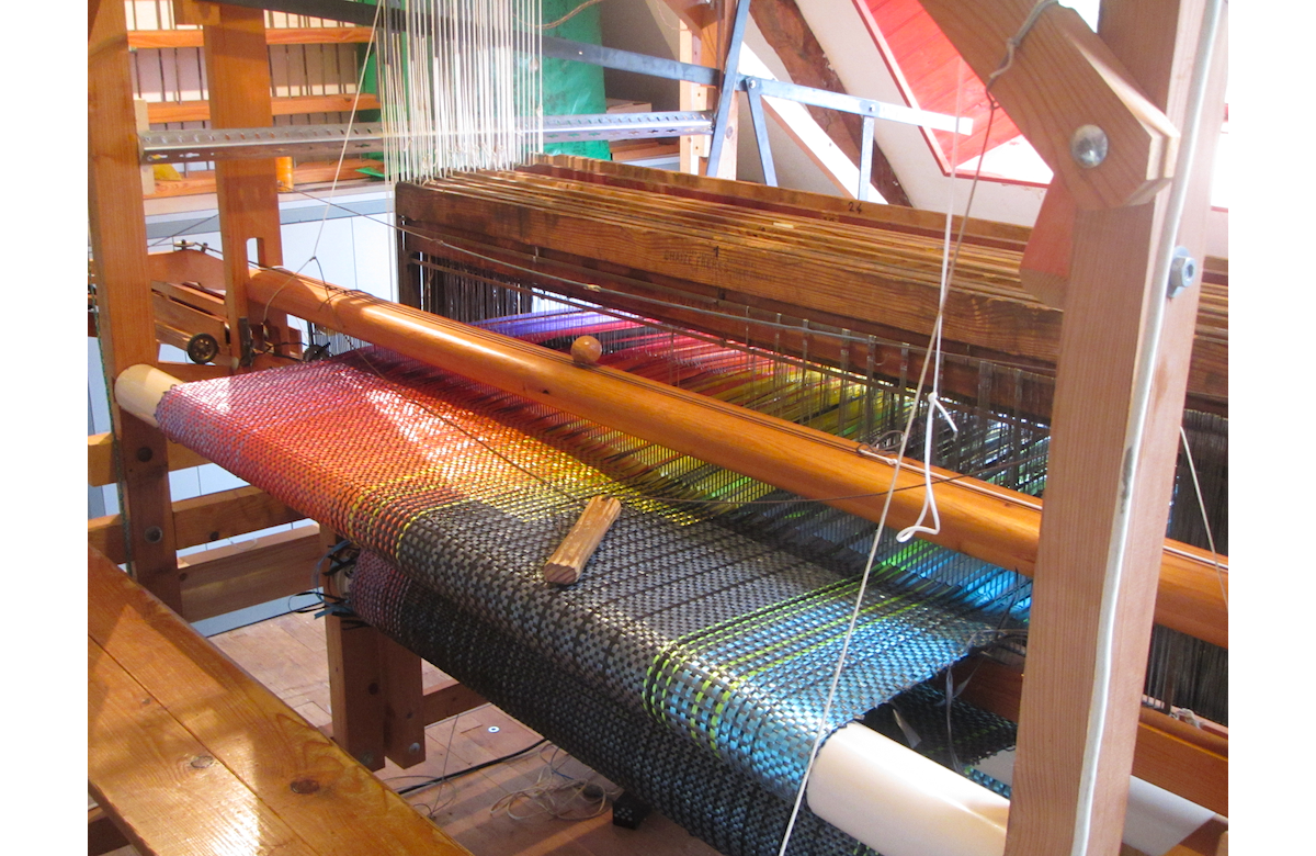 Gift ribbon weaving photos